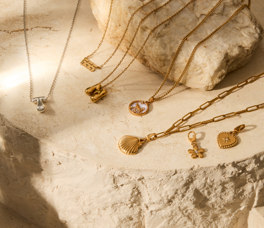The Ultimate Personalized Gift Guide - Lovisa